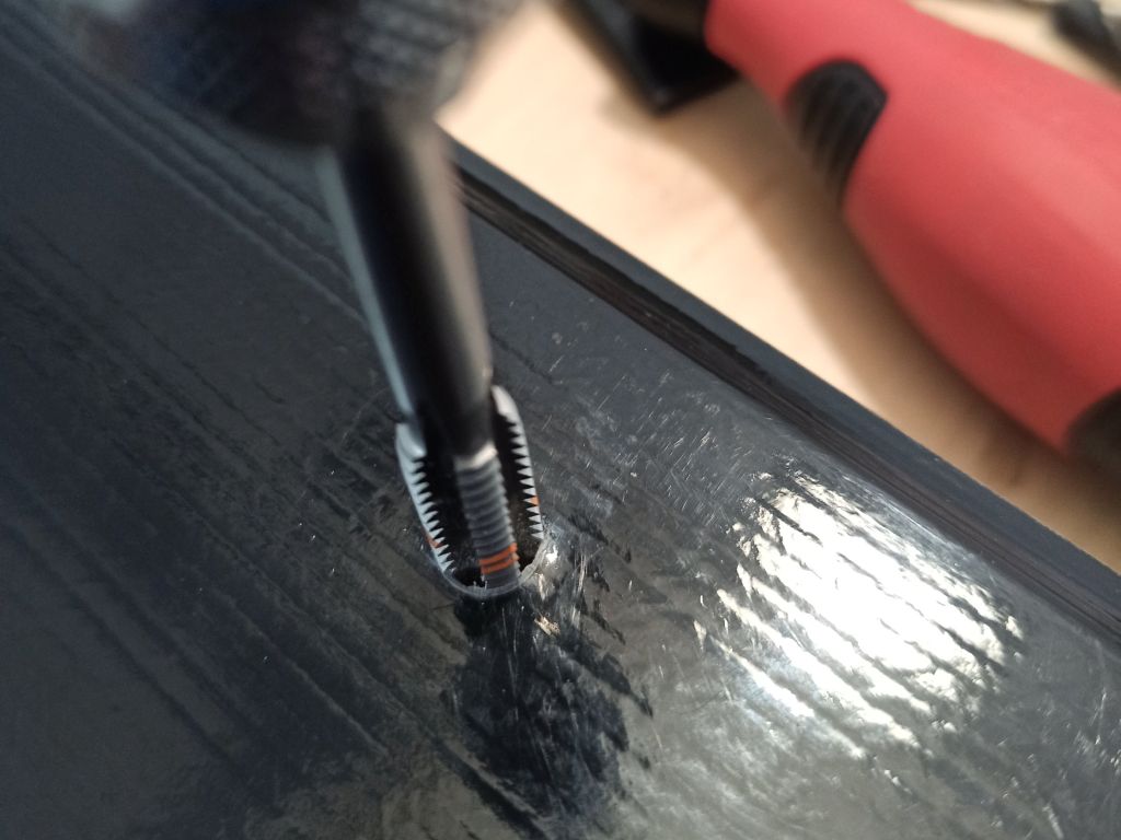 Montaż insertów Binding Freedom - Quiver Killer